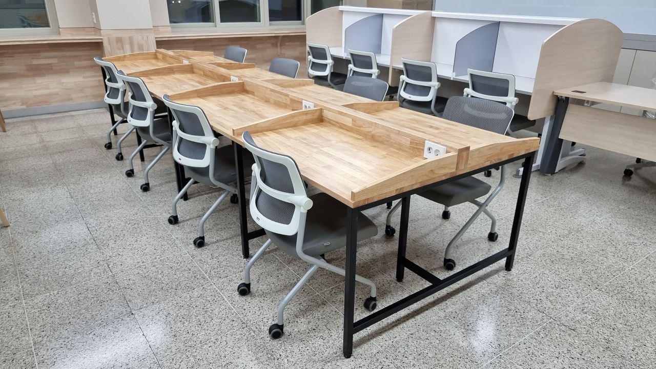 KOFUS-AT2209 > 실습대 | (주)코퍼스