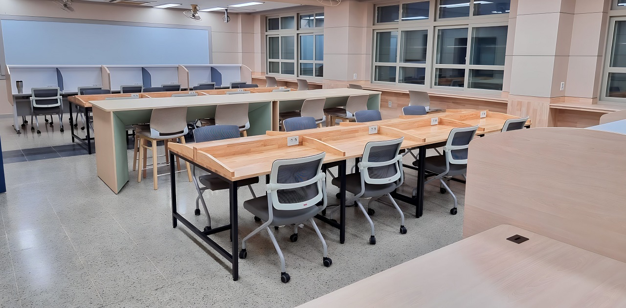 KOFUS-AT2209 > 실습대 | (주)코퍼스