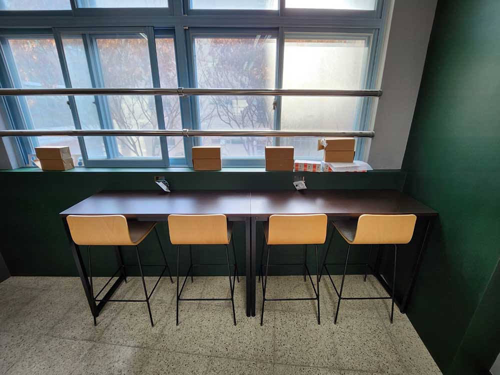 KOFUS-22-172 > 스툴의자 | (주)코퍼스