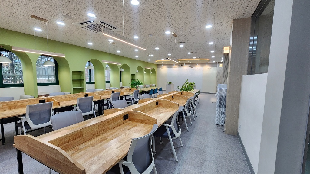 KOFUS-AT2209 > 실습대 | (주)코퍼스